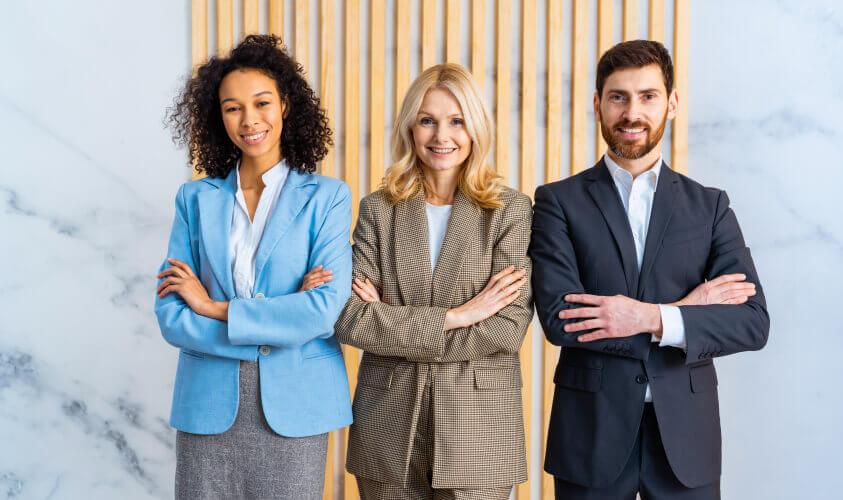 Do a weekly roundup of relevant news and profit - IBRAHIM ALHOSANI ADVOCATE AND LEGAL CONSULTANTS